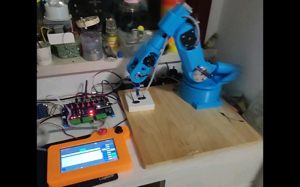 【ADO】3D打印 DIY 六轴桌面机械臂 STM32F407,吸盘操作测试ok