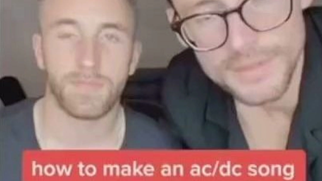 如何在30秒内做出一首AC/DC歌曲