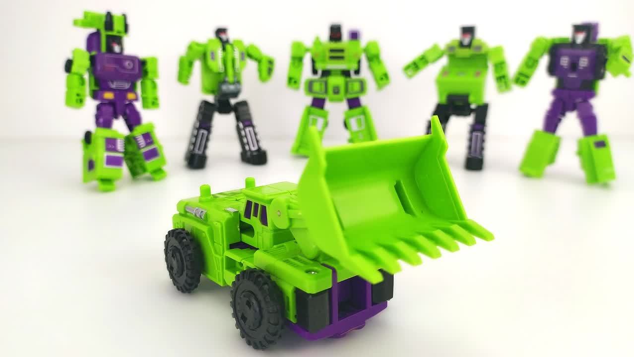 V视宝贝:有趣的变形金刚定格动画,机器人变身大铲车过程