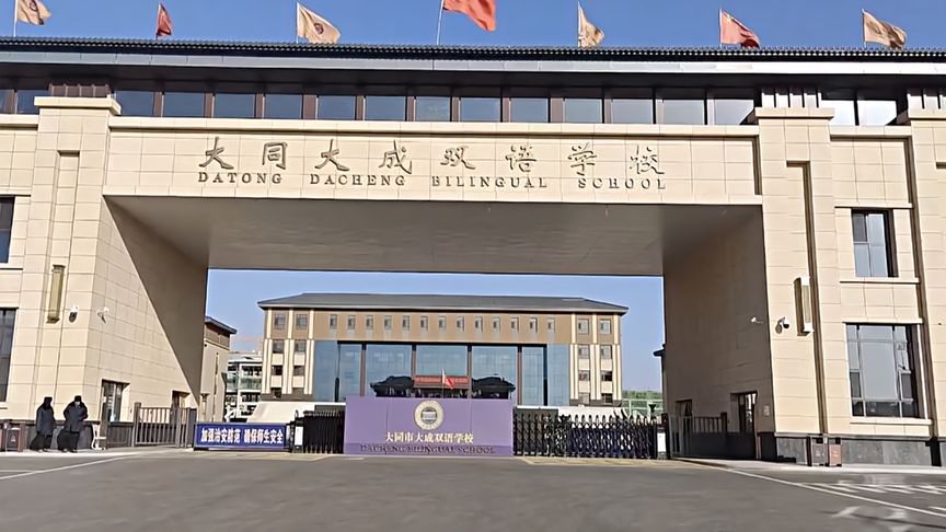 小学生极端欺凌事件9岁施暴者只被训诫,律师:可以起诉监护人