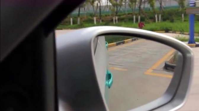 晚上开车仪表盘出现红色故障灯,我来告诉你怎么解决