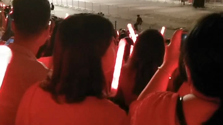 华晨宇2018鸟巢演唱会98场补发降临!超美.