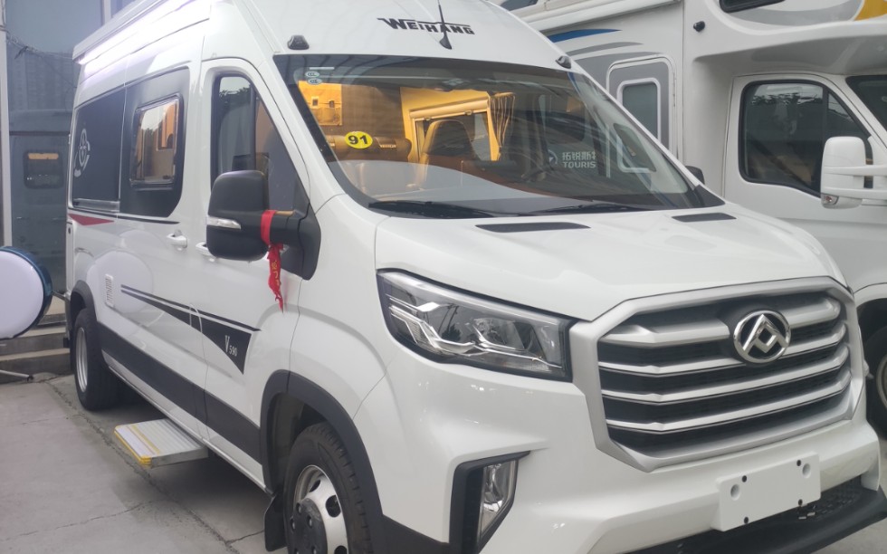 卫航大通B型房车,和心爱的她一起去旅行