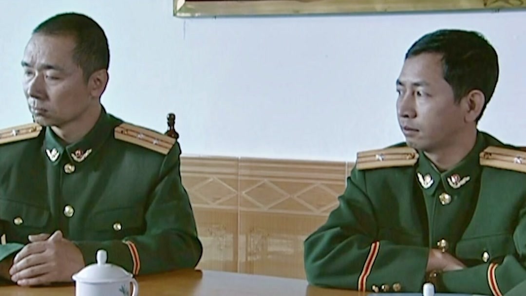 太阳滴血:洪泰陵通过信鸽传递信息,刑侦队商讨应对措施