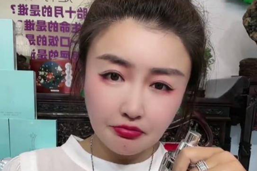 娇娇直播间再爆料,称赵本山是“帮派头子”,曾替刘德华出头铲事