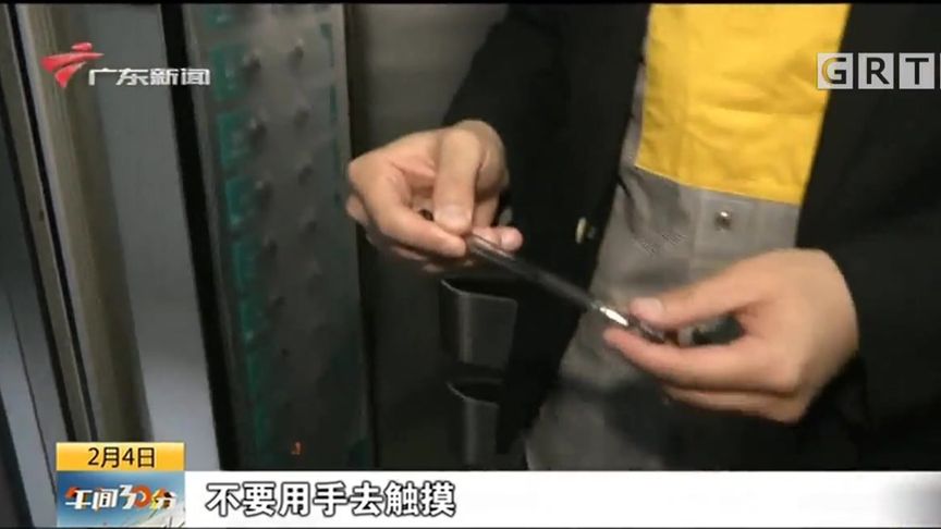 乘坐电梯有感染风险 进出电梯需手部消毒