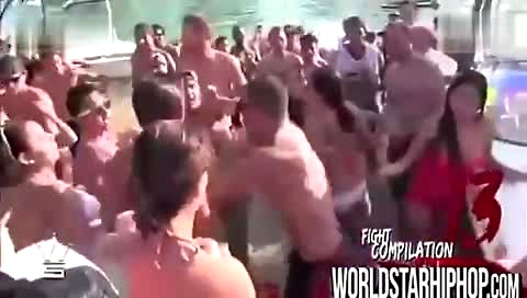 黑社会打架砍人全程 黑社会群殴