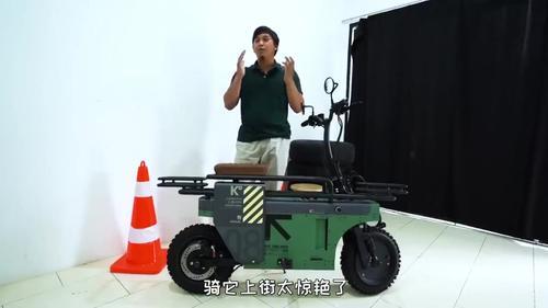 印尼公司发明新型电动车, 复古个性化设计, 骑它上街十分惊艳