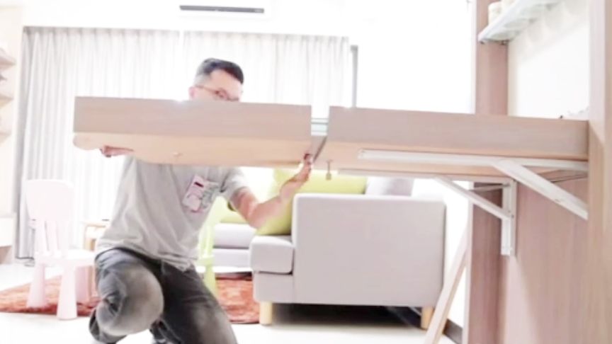 木质手工隐藏桌,超节省空间