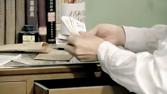 那个时候出门都得带粮票,出去吃饭得要粮票,还得是全国通用的