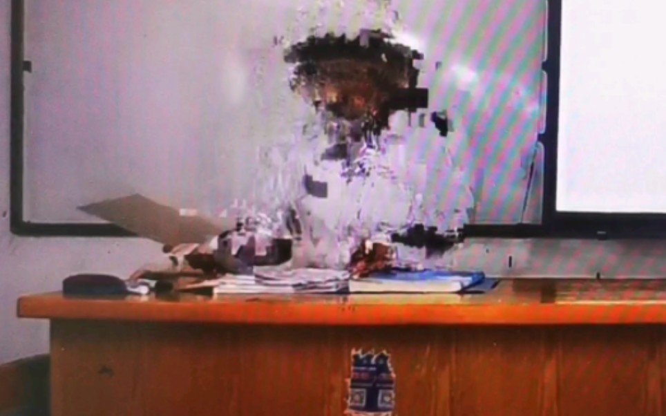 起初人们简单的以为只是网络卡顿