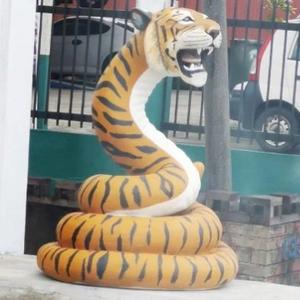 慕尘 