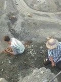 缅甸挖翡翠现场