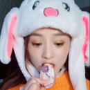 爱美容的小姐姐 