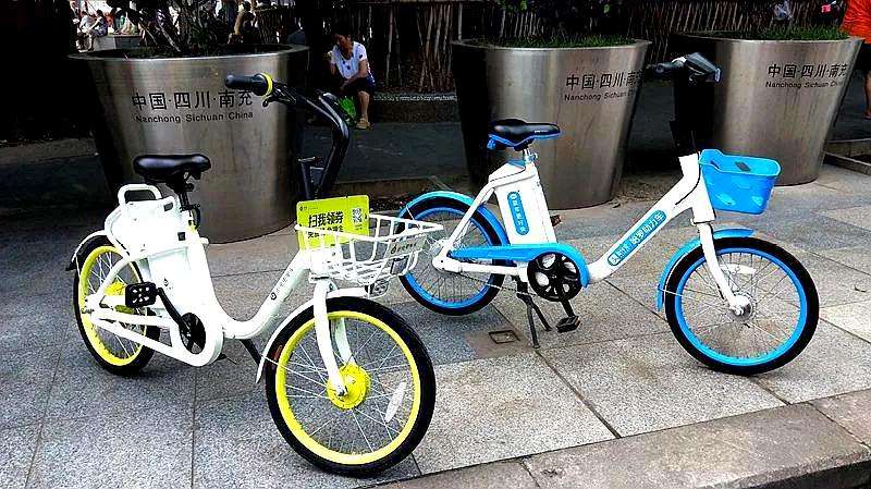 共享电动车进师大 标清