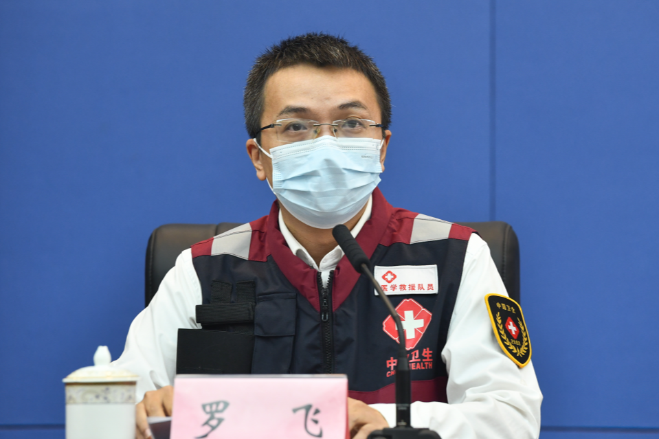 全国多地散发疫情,"阳"了就要在家隔离?专家作出最新研判