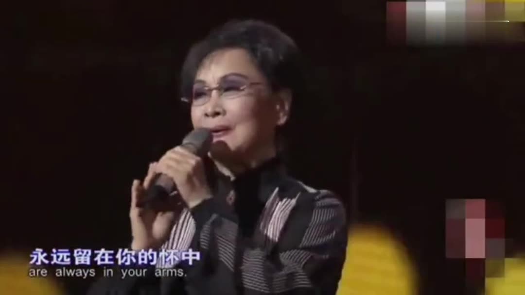 李谷一演唱《乡恋》,听一遍忘不了!无人能及
