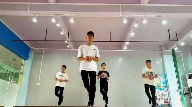 街舞教学视频教程,简单易学,学会就可以耍帅了