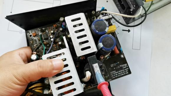 电脑CPU供电不正常?那是3.3V电压有问题,磁放大器电路是重点