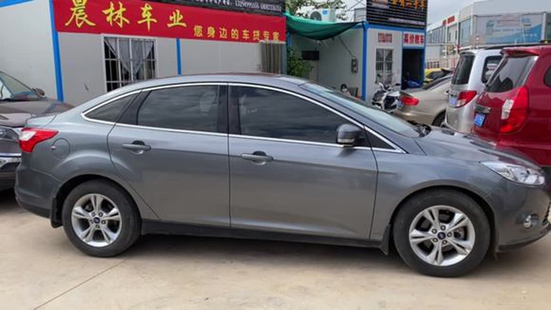 3.8万块钱的改款经典福克斯、车况太精品了