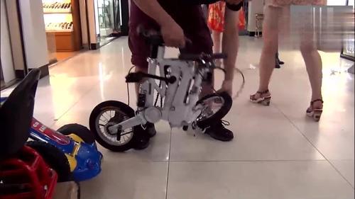 国人制造的多功能折叠自行车,上班族出行利器