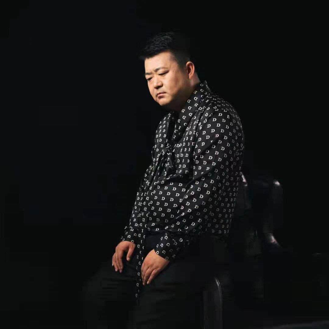 艺术哥孙振启 