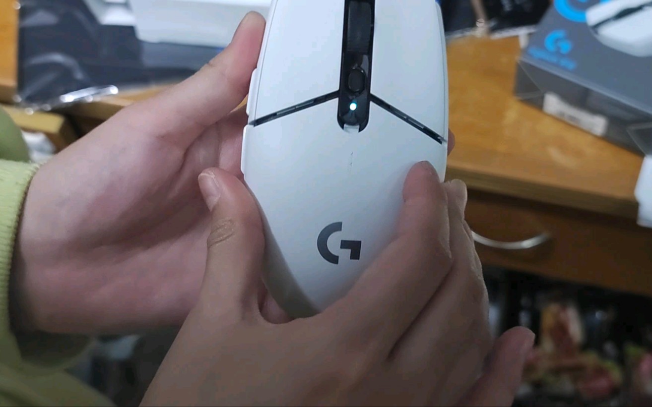罗技G304开箱
