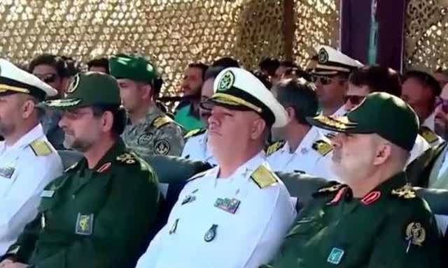 伊朗毫不手软,抓住多名美军间谍,给了美国致命一击