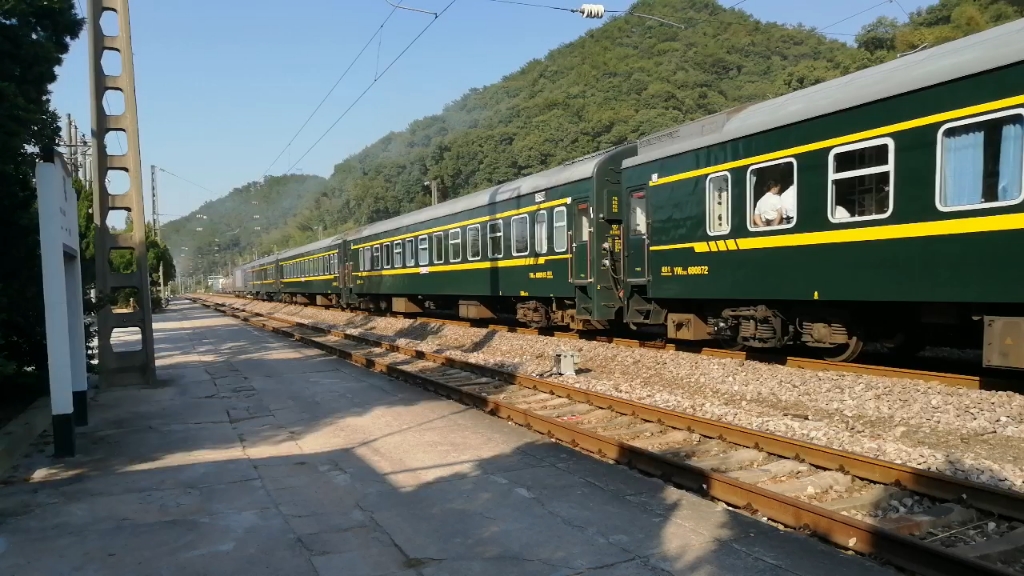 (怀旧视频)电力客车K1210次列车(厦门-上海南)永浆两道通过(本务南局...