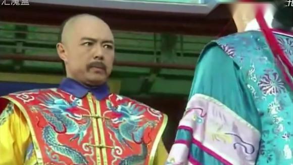 《还珠格格》皇上不知道拿小燕子怎么办,小燕子这样说逗乐了大家