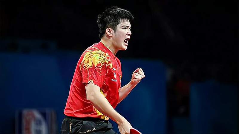 王楚钦4:3战胜樊振东获得澳门赛冠军,第五局打成11-1,目瞪口呆
