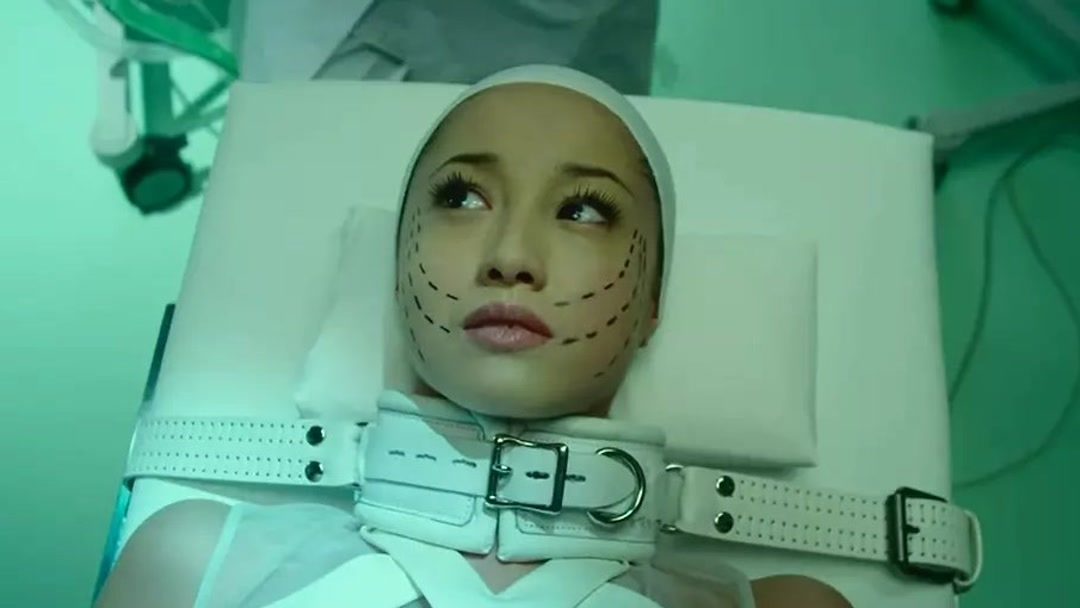 丑女做了个全身整容,才刚刚走上人生巅峰,副作用就接踵而至!