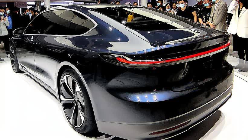 2022年最重磅的3款新车!一款比一款气派,破百仅3.9秒爆653马力