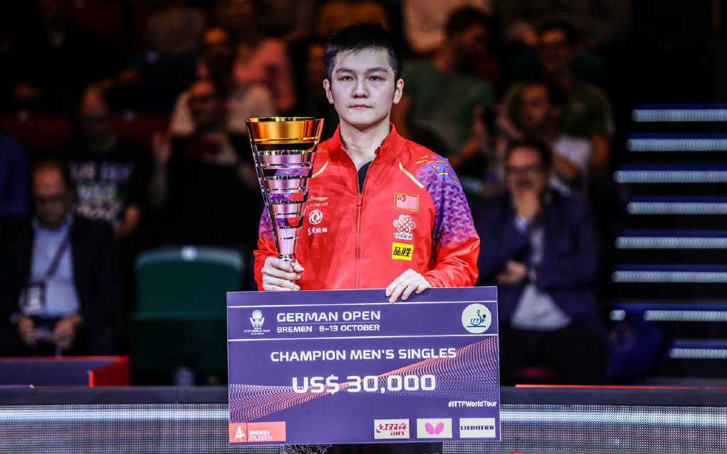 【樊振东】2019德公夺冠后场外采访:这是最新一站的公开赛冠军 会...