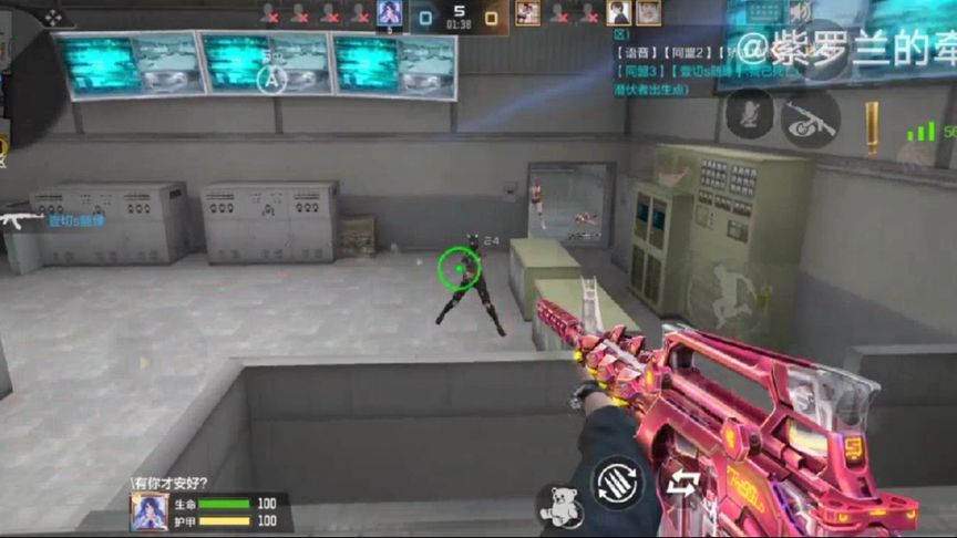 CF手游爆破战:刚开局就连杀四人,队友被卡退游,最后被闪被打死