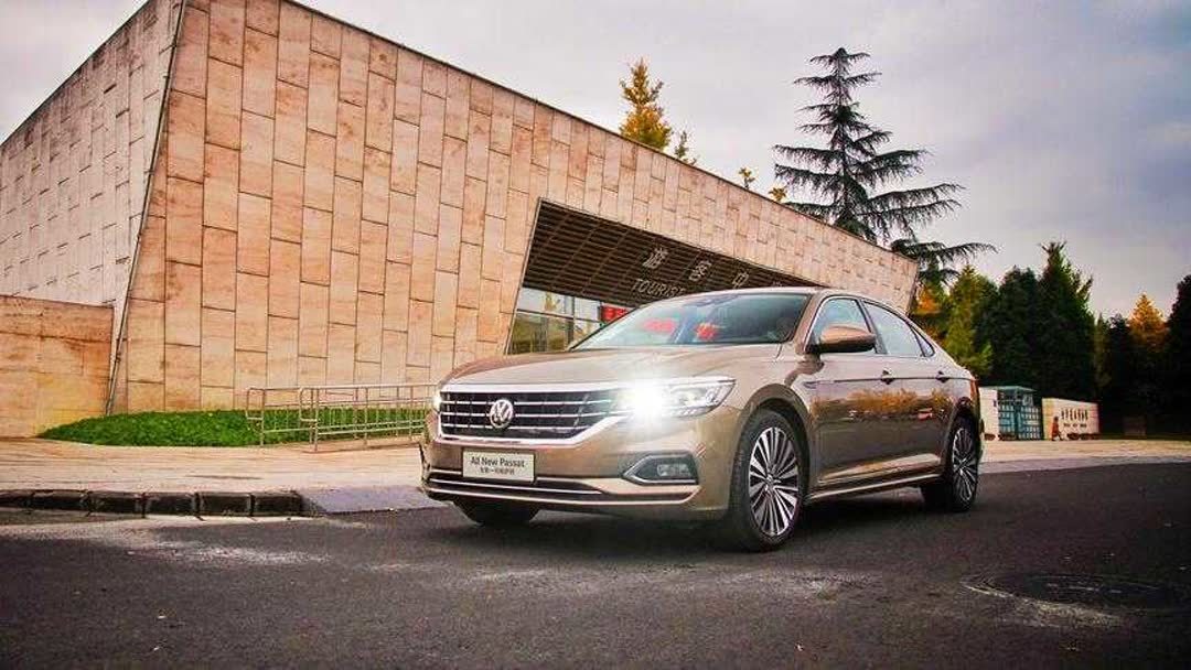 官味儿依旧 藏锋敛锐 试上汽大众帕萨特330TSI