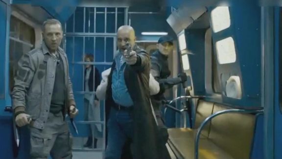 非常罕见的俄罗斯奇幻动作大片,终于有一部是全程无尿点的了