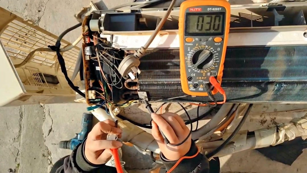 空调漏电跳闸怎么办?家电维修师傅告诉你全攻略,这样检查很简单