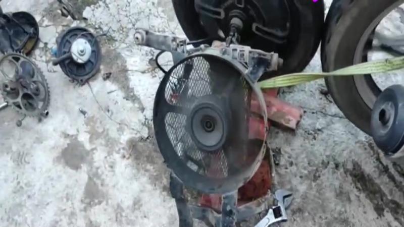 农村小伙用电瓶车电机改造的发电机,改装完成测试,效果非常好