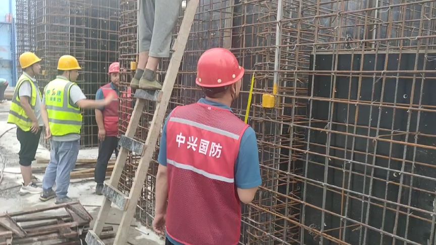 今日分享的是:监理工程师如何验收22层剪力墙钢筋和见证取样的?