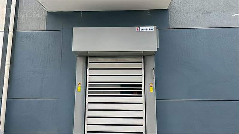 哪种感应适合车库硬质快速门使用