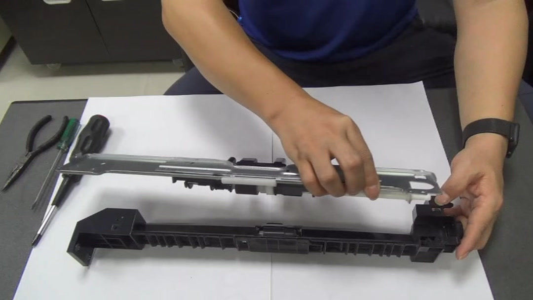 OA维修网-京瓷复印机TaskAlfa2010 1800 2020纸盒搓纸轮更换视频