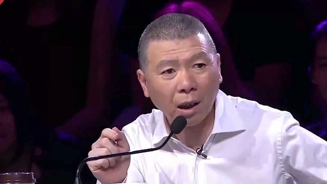 随机应变获冯导称赞,油腻大叔模仿蔡依林,真是个灵活的胖子!