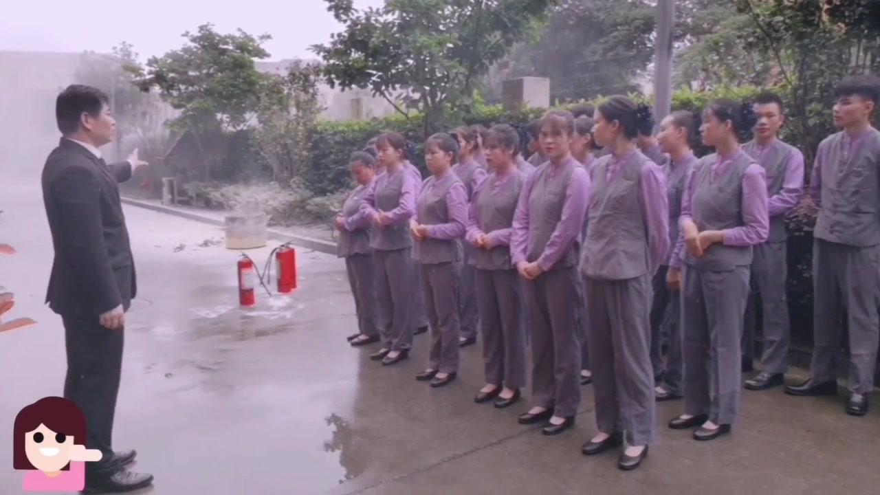 ...酒店安心享受的同时,可知背后有多少人在默默为您保驾护航,消防培训...