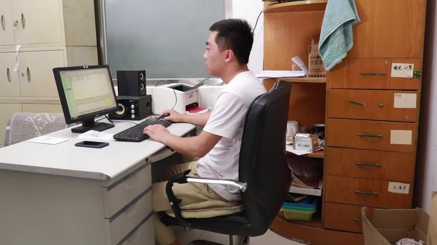 想用二层皮腰带的价格买头层牛皮的带条那您定是过日子的行家里手