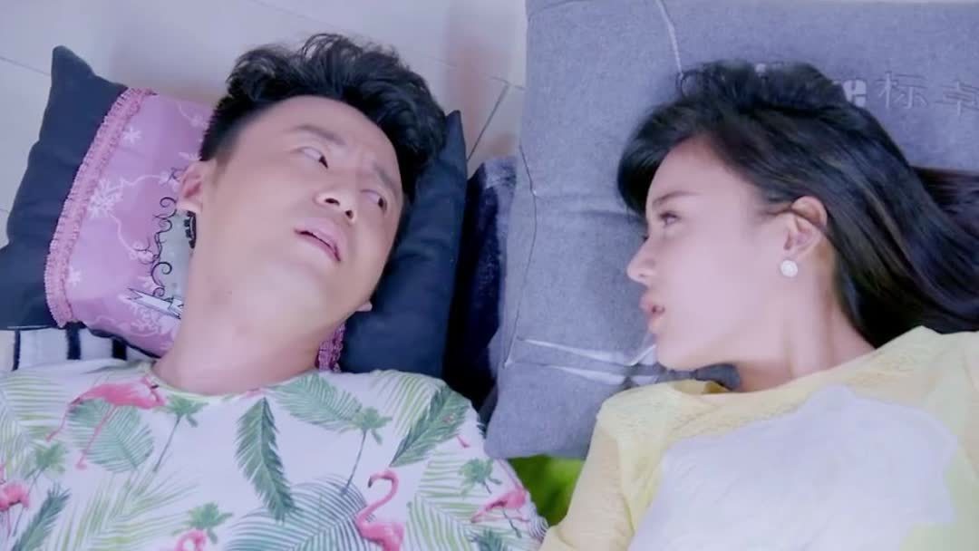 俩人民政局门口喝大酒喝断片 早上起来发现证都领了!