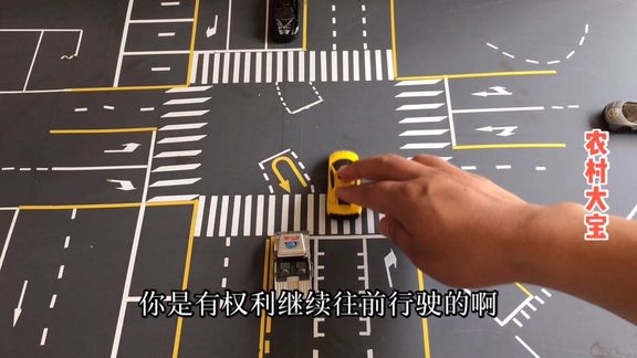 如何判断你为闯红灯,十年老司机看完恍然大悟