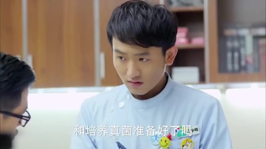 于飞要拿狗狗做实验,神犬溜进实验室破坏了电脑和试剂