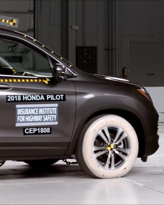 7款最安全的SUV碰撞测试对比,关键时刻这些车能保命