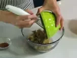 家用烤箱烤蛋糕的做法 烘焙方法 制作生日蛋糕的全过程视频